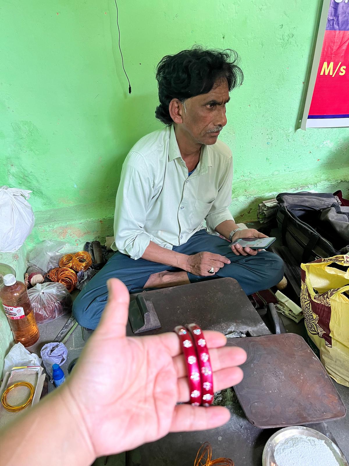 Lac bangles of Hyderabad get the GI tag - The Hindu